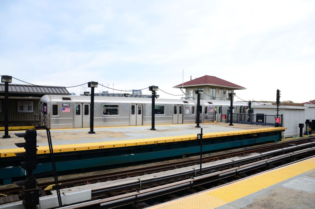 The 7 Train and Getting to the US Open — A Practical Guide